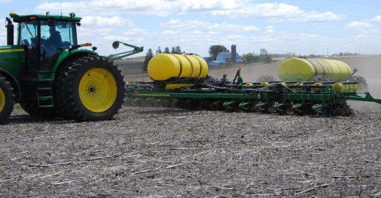 Give Corn Boost With Starter Fertilizer T L Irrigation