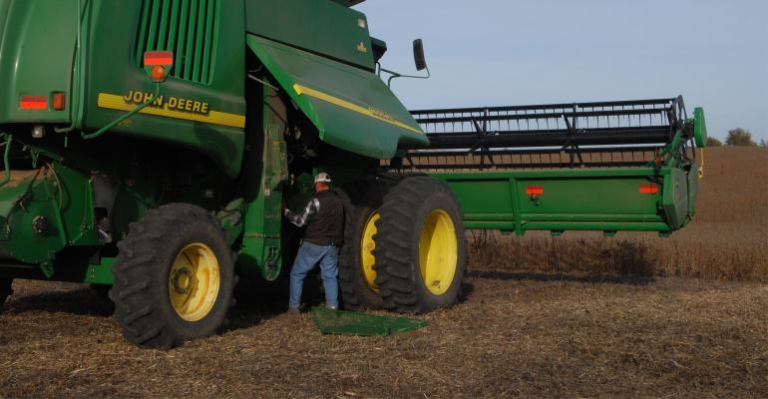 Tips For End-of-season Combine Clean-out - T-L Irrigation